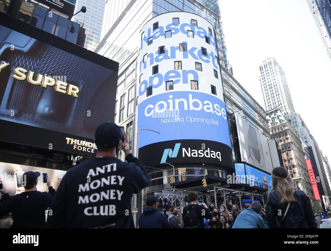 Square inc logo hi-res stock photography and images - Alamy