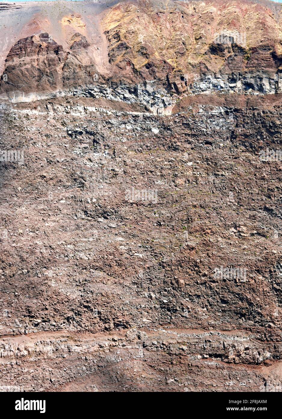 View inside crater mount vesuvius hi-res stock photography and images ...