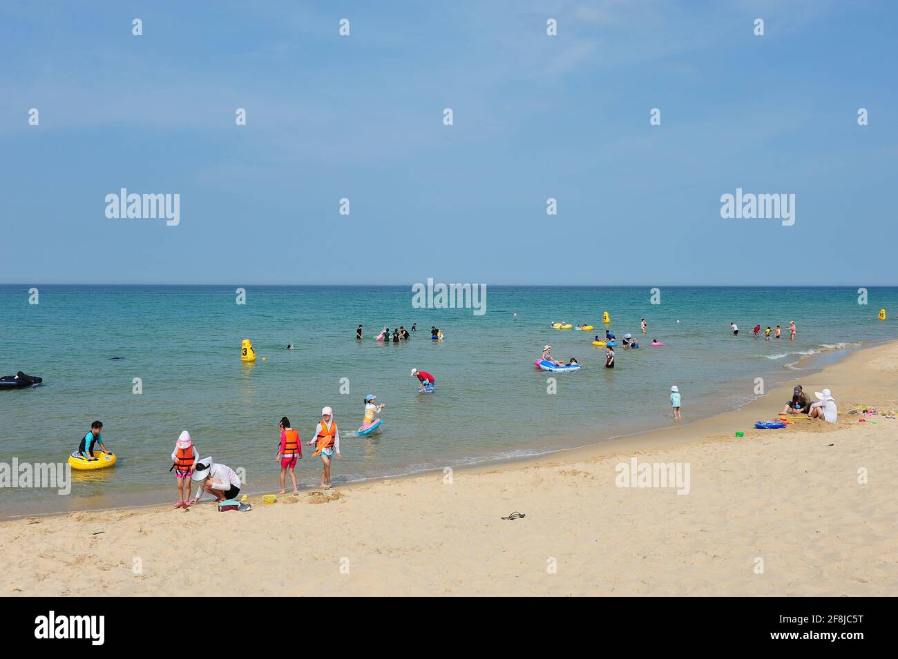 A cool beach in midsummer Stock Photo - Alamy