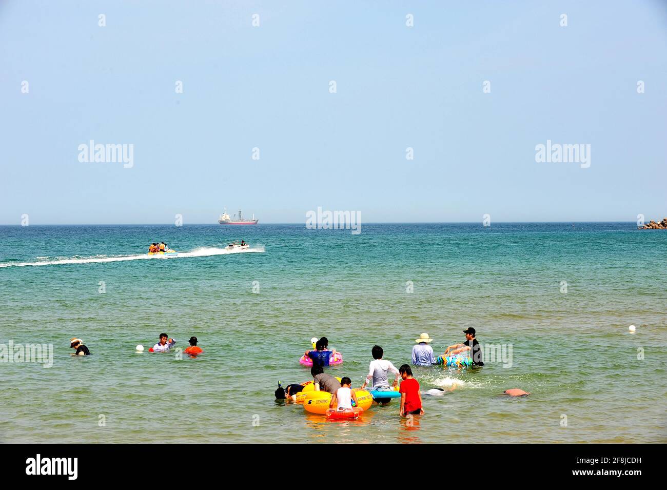 A cool beach in midsummer Stock Photo - Alamy