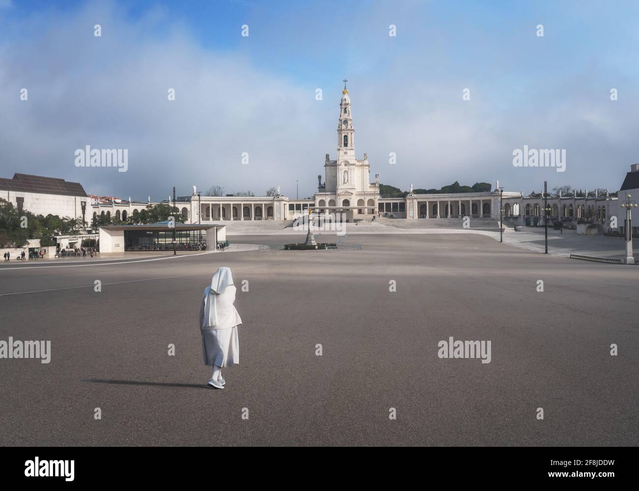 Fatima shrine portugal hi-res stock photography and images - Alamy
