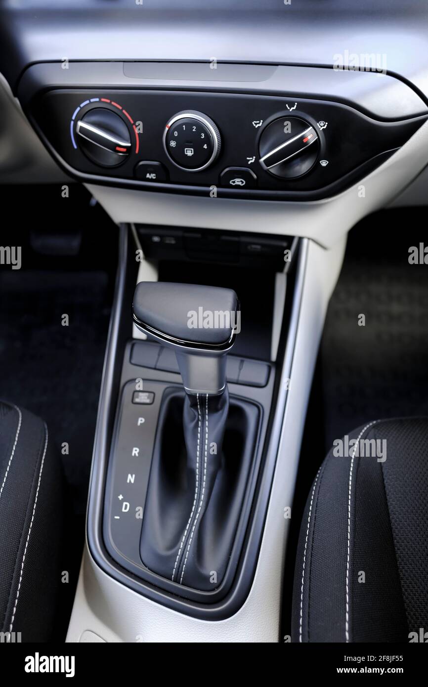 Close-up view of an automatic transmission Stock Photo - Alamy