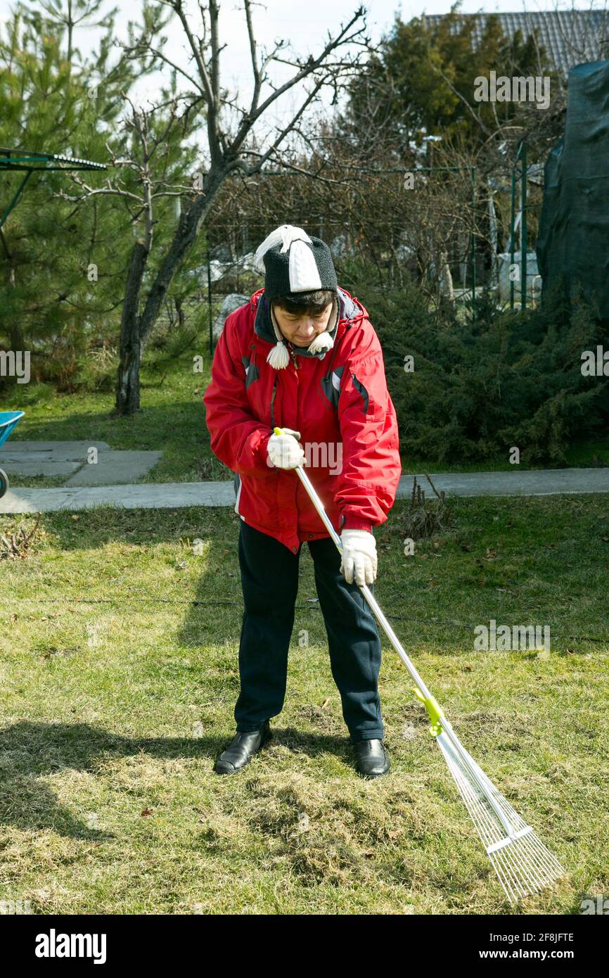 Large rake hi-res stock photography and images - Alamy