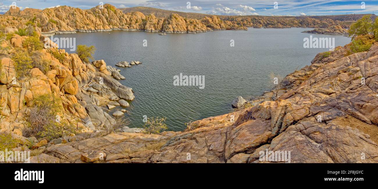 Watson Lake viewed from North Shore Trail AZ Stock Photo - Alamy