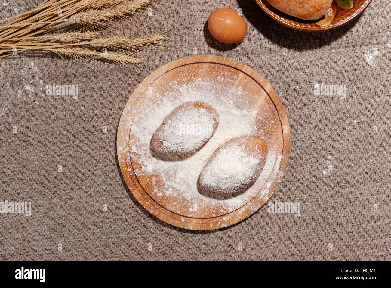 Two pies hi-res stock photography and images - Alamy