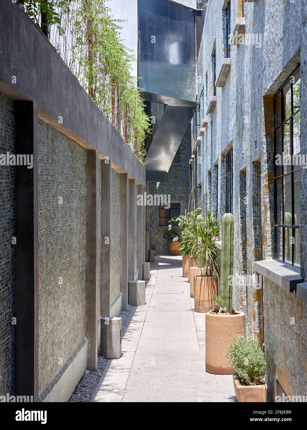 External side corridor with steel walkways. CÓRDOBA 223, Mexico City ...