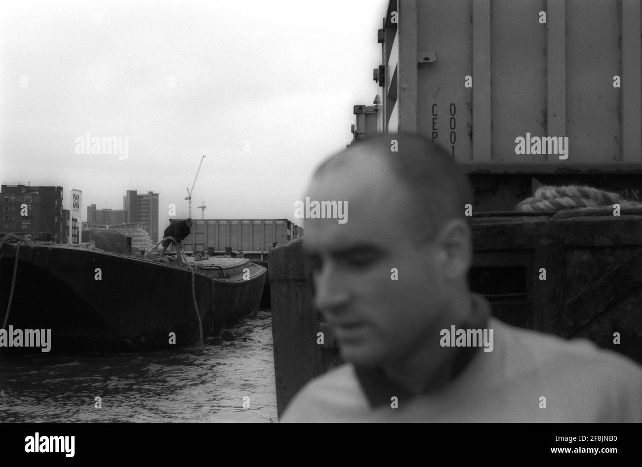 Lightermen of the River Thames working on the barges Stock Photo - Alamy
