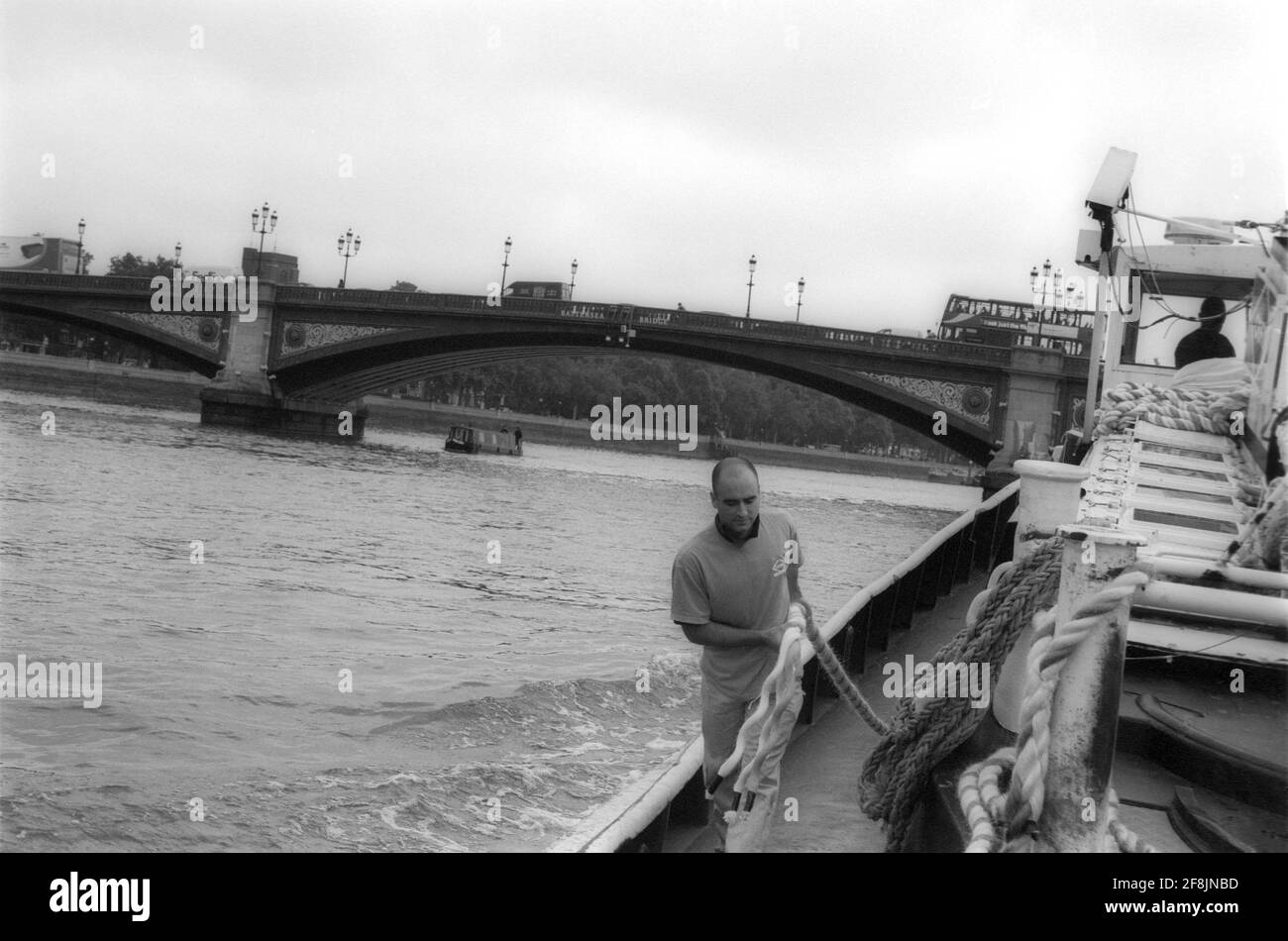 Lightermen of the River Thames working on the barges Stock Photo - Alamy