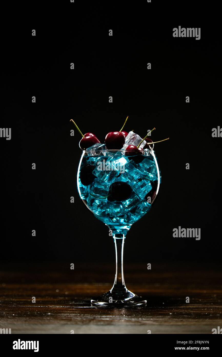 Red chilli peppers in ice hi-res stock photography and images - Alamy