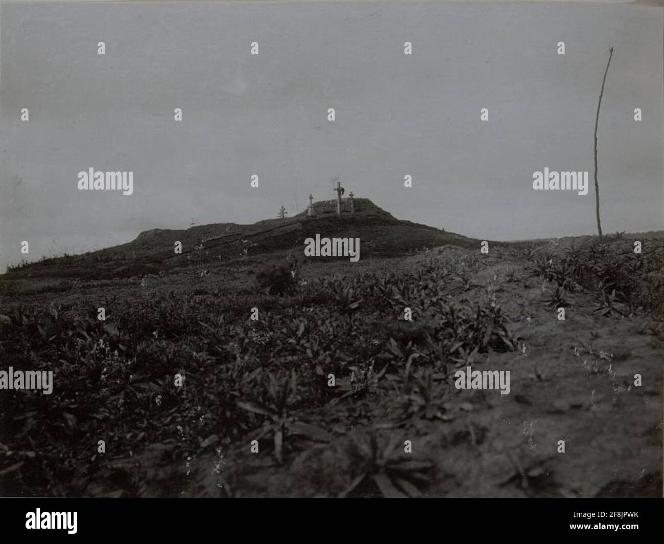 Artillery mound hi-res stock photography and images - Alamy