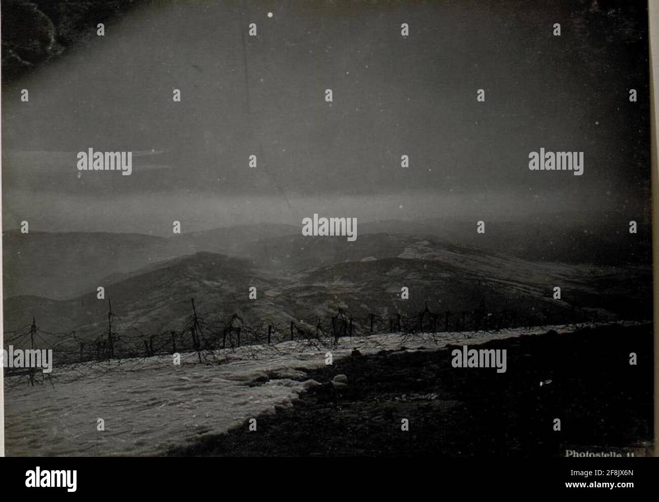 Monte game. Italian drum fire on Col del Rosso Stock Photo - Alamy