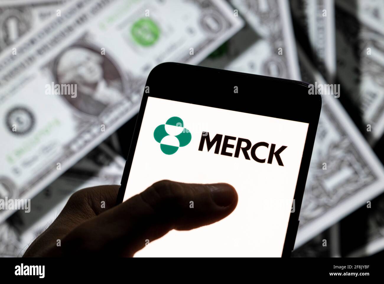 Merck logo hi-res stock photography and images - Alamy