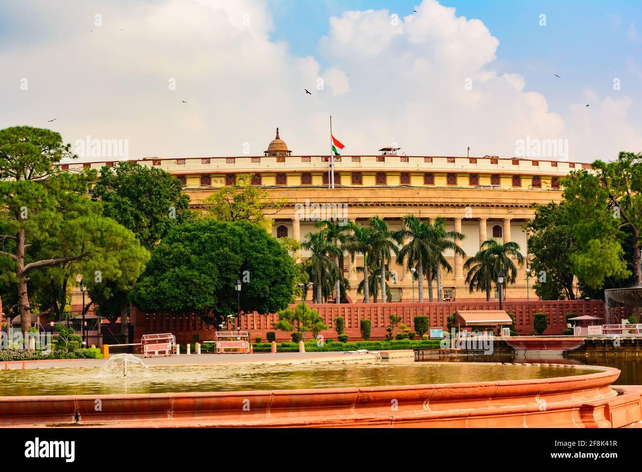 Sansad bhawan hi-res stock photography and images - Alamy