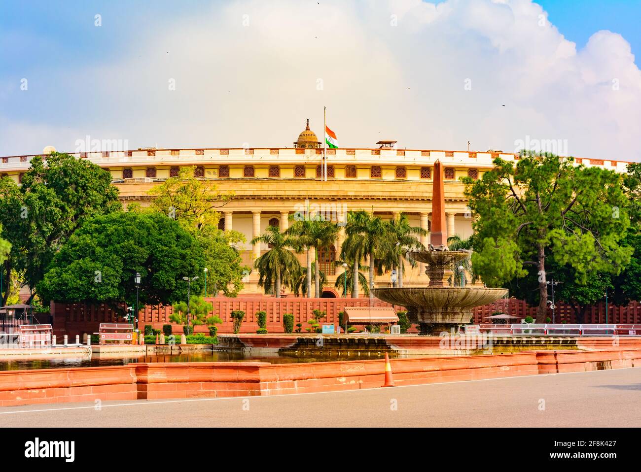 Sansad bhawan hi-res stock photography and images - Alamy