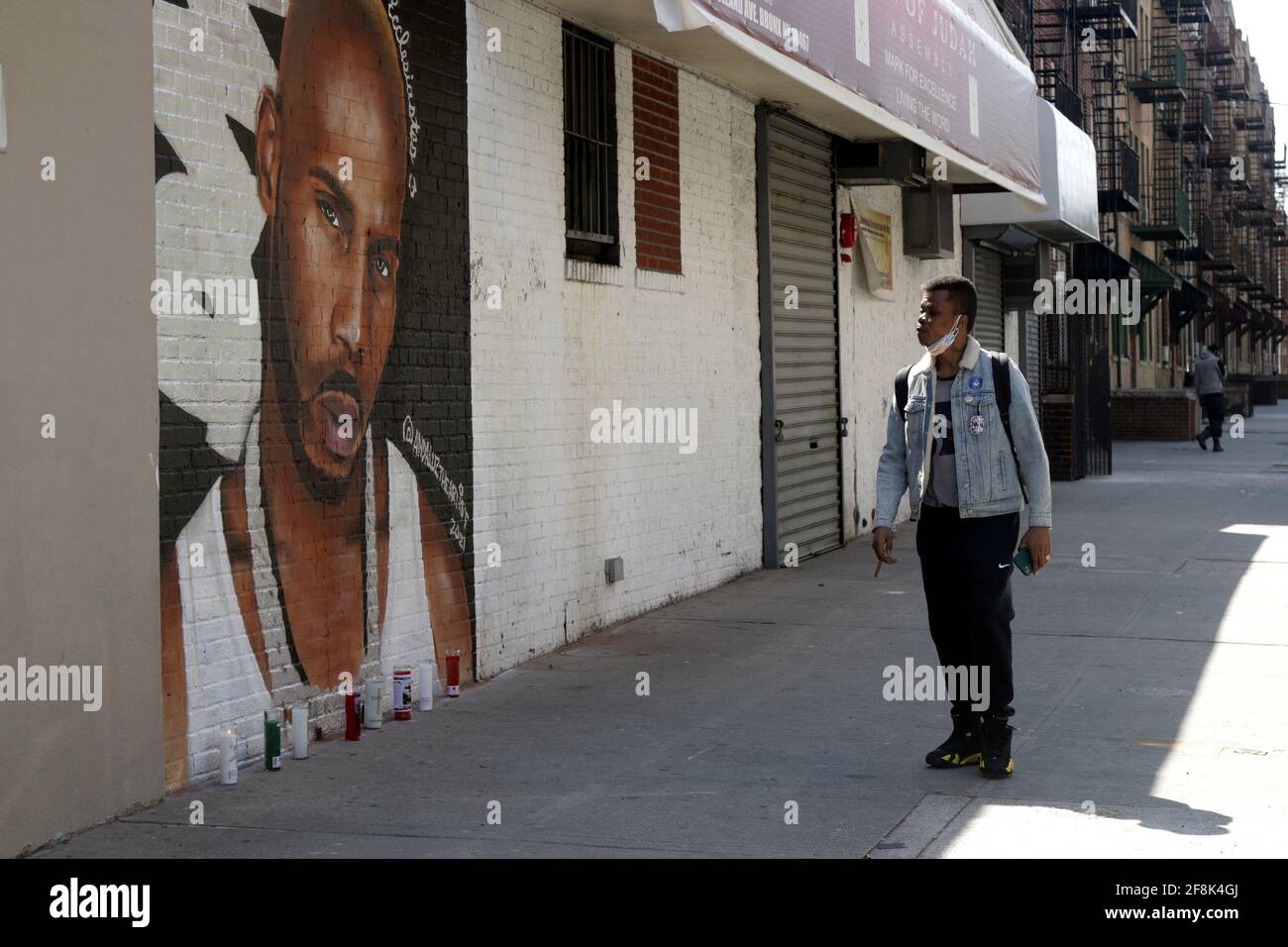 Tribute To Late Rapper DMX In New Mural, New York, NY USA Stock Photo ...