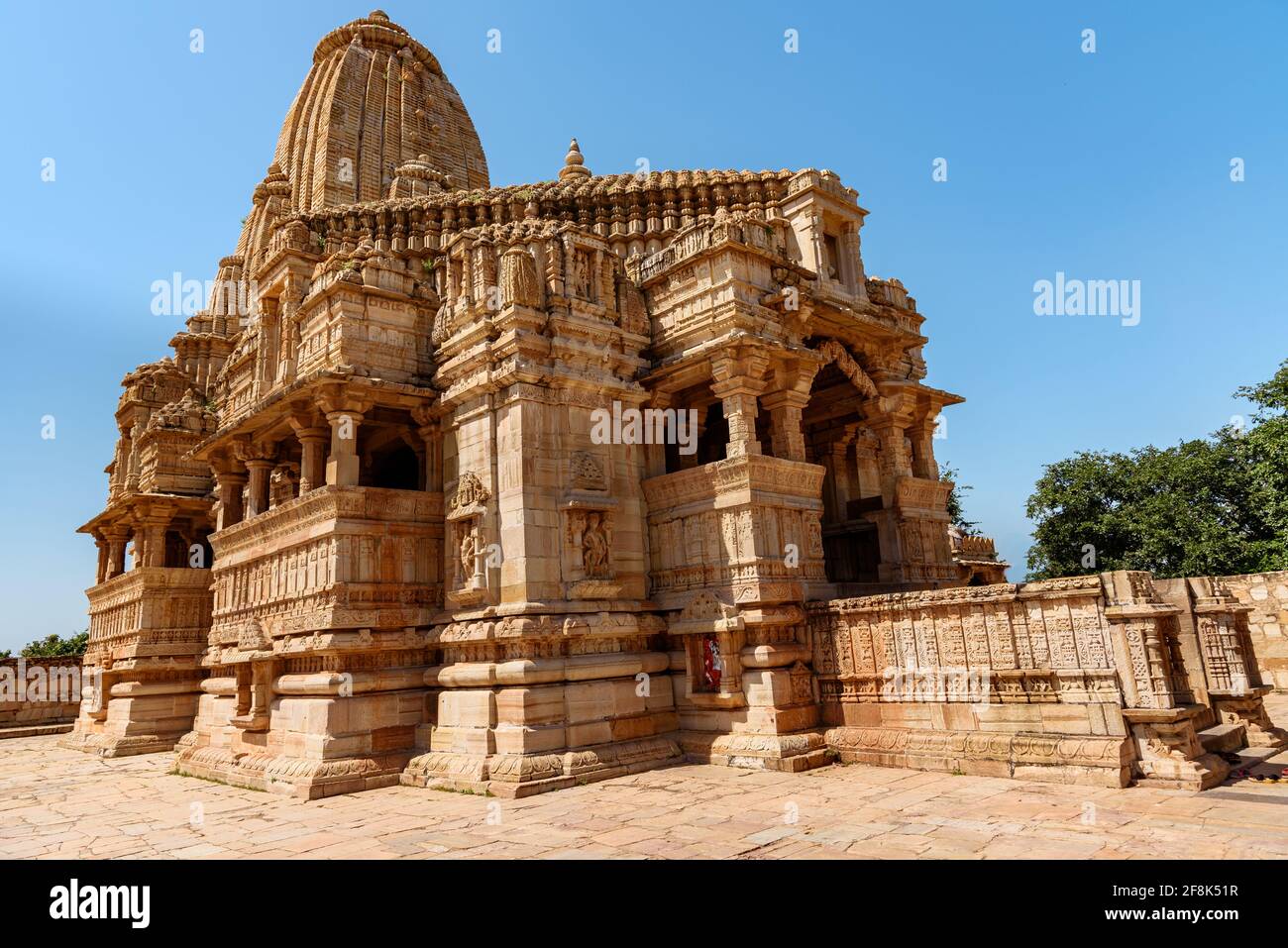 Indo aryan style hi-res stock photography and images - Alamy