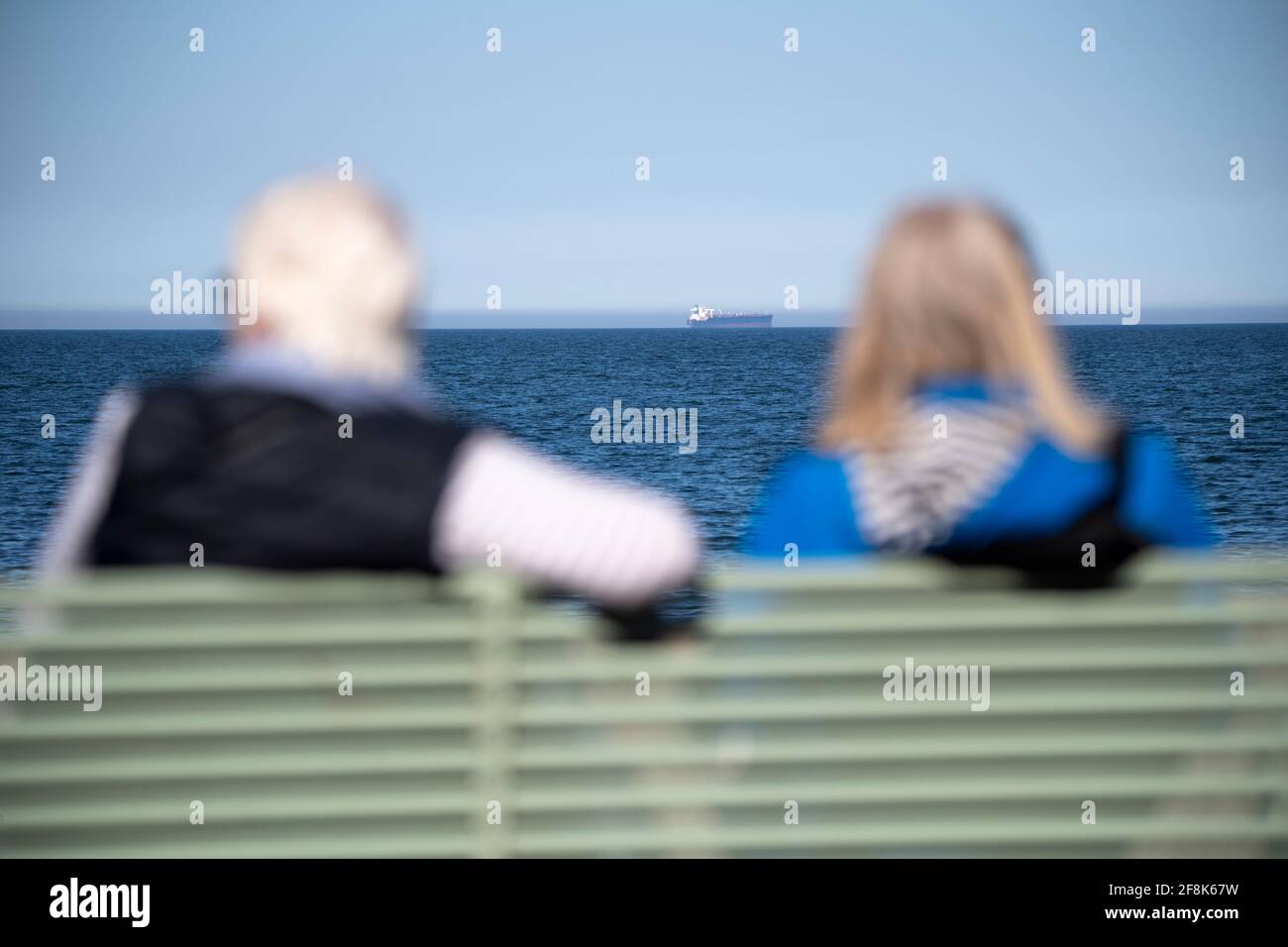 Sit at bech hi-res stock photography and images - Alamy