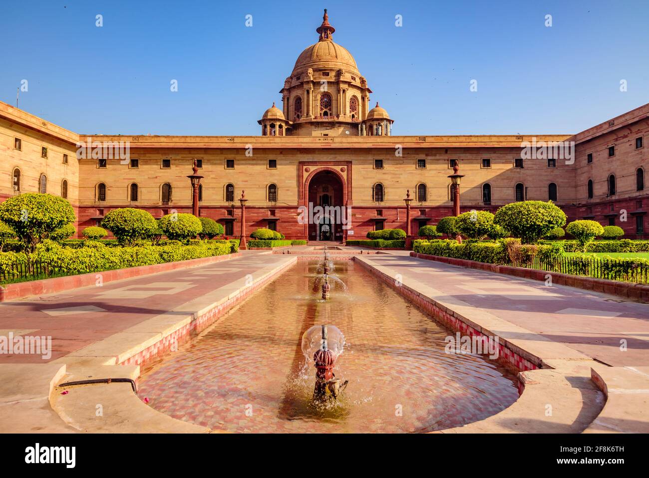 Central secretariat building india hi-res stock photography and images ...