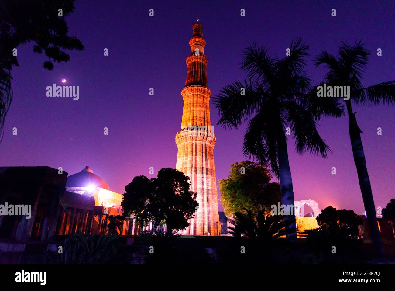 Silhouette of Qutub Minar a highest minaret in India standing 73 m tall ...
