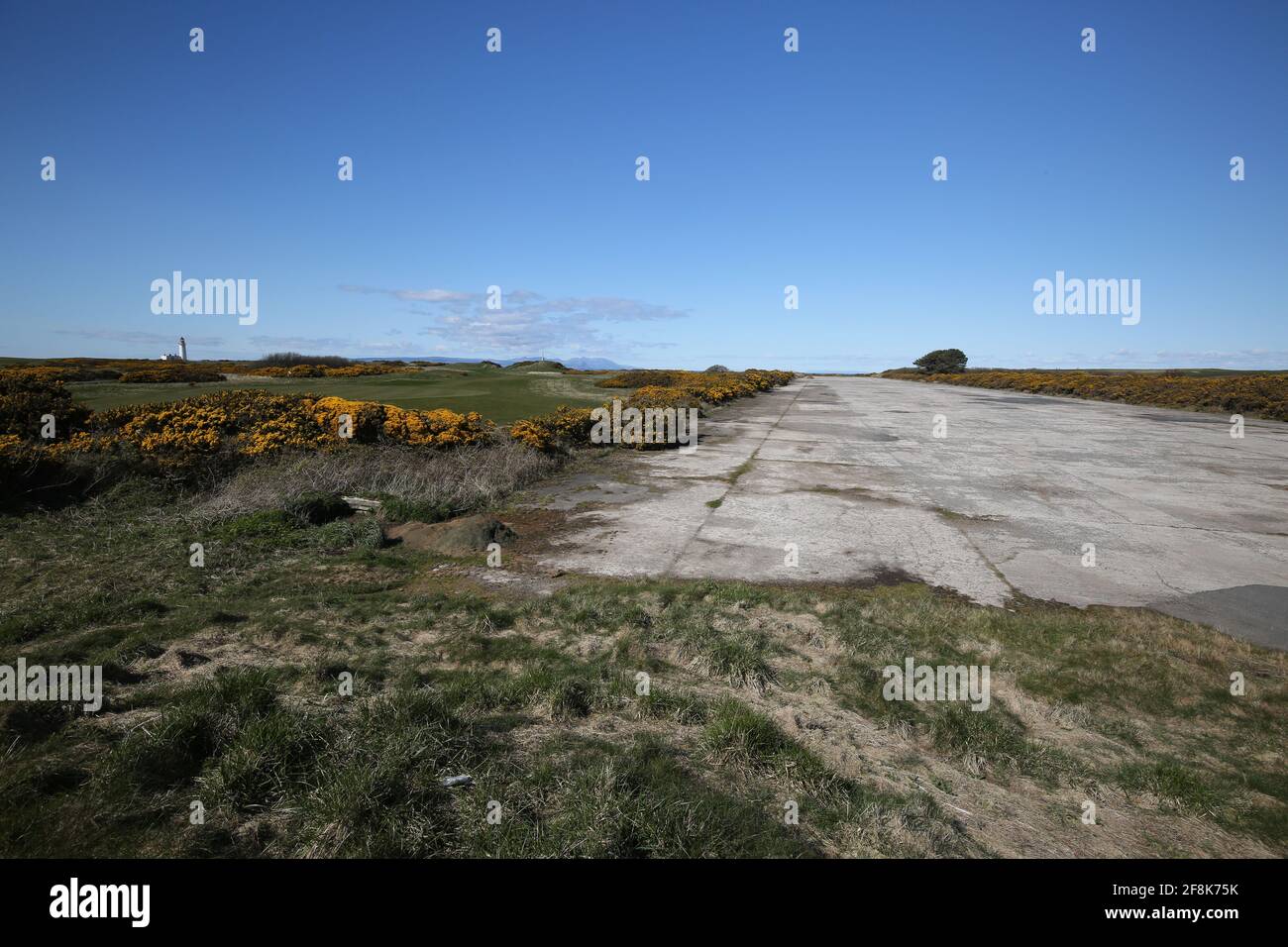 Former ww2 airfield hi-res stock photography and images - Alamy