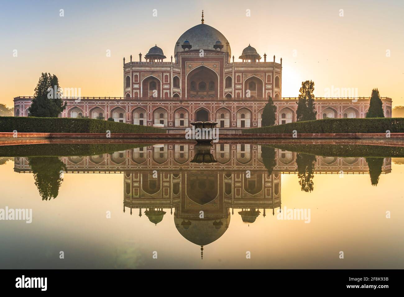 Humayun's tomb of Mughal Emperor Humayun designed by Persian architect ...
