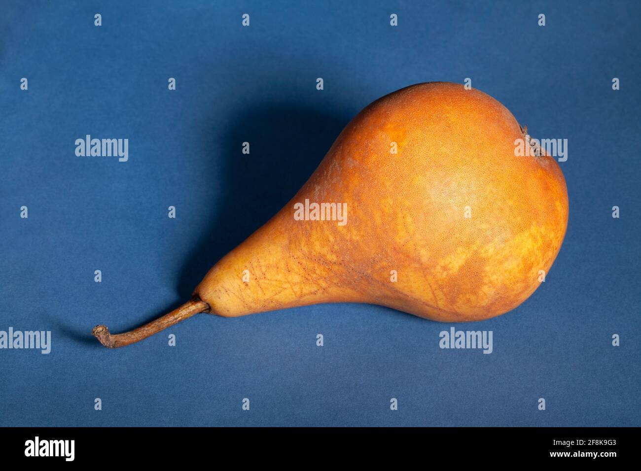 Yellow blue background blue yellow hi-res stock photography and images ...