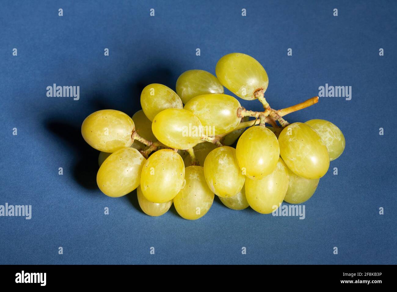 Blue green yellow background hi-res stock photography and images - Alamy