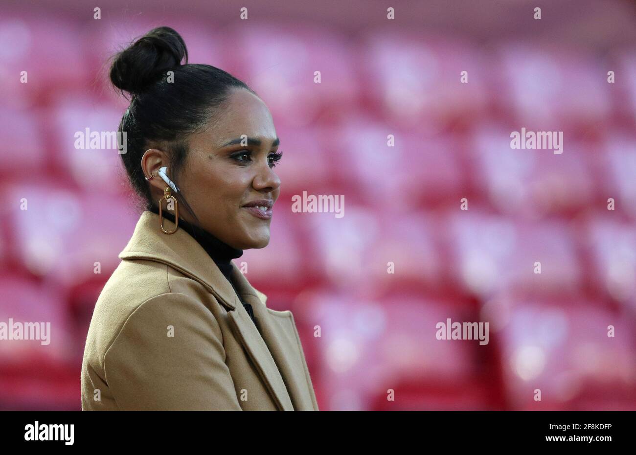 Alex scott football focus hi-res stock photography and images - Alamy