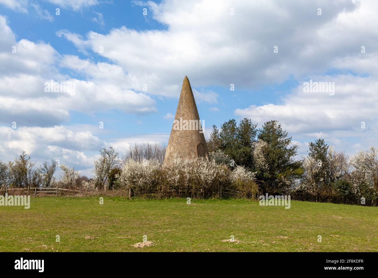 English folly hi-res stock photography and images - Alamy