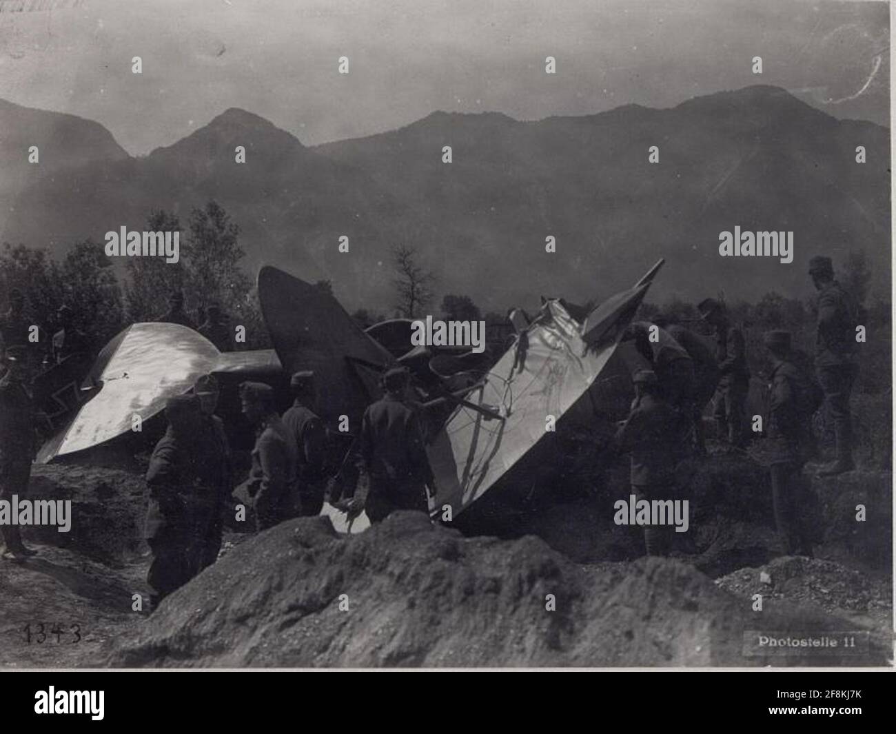 Inverted plane crashed hi-res stock photography and images - Alamy