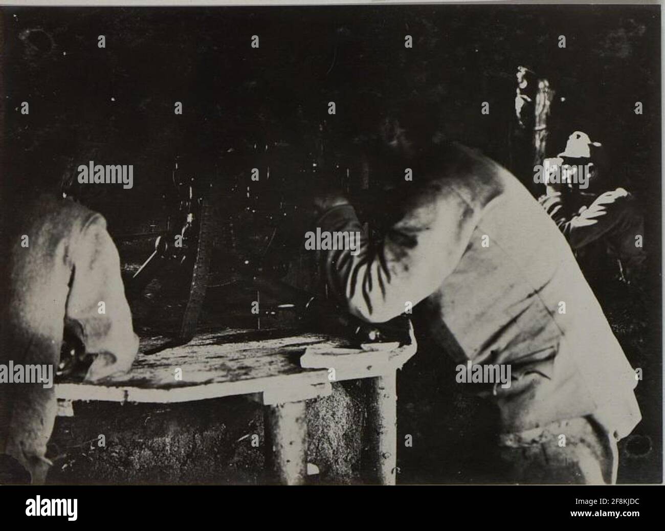 Machine gun in the position of the field hunter battalion No. 9, north ...