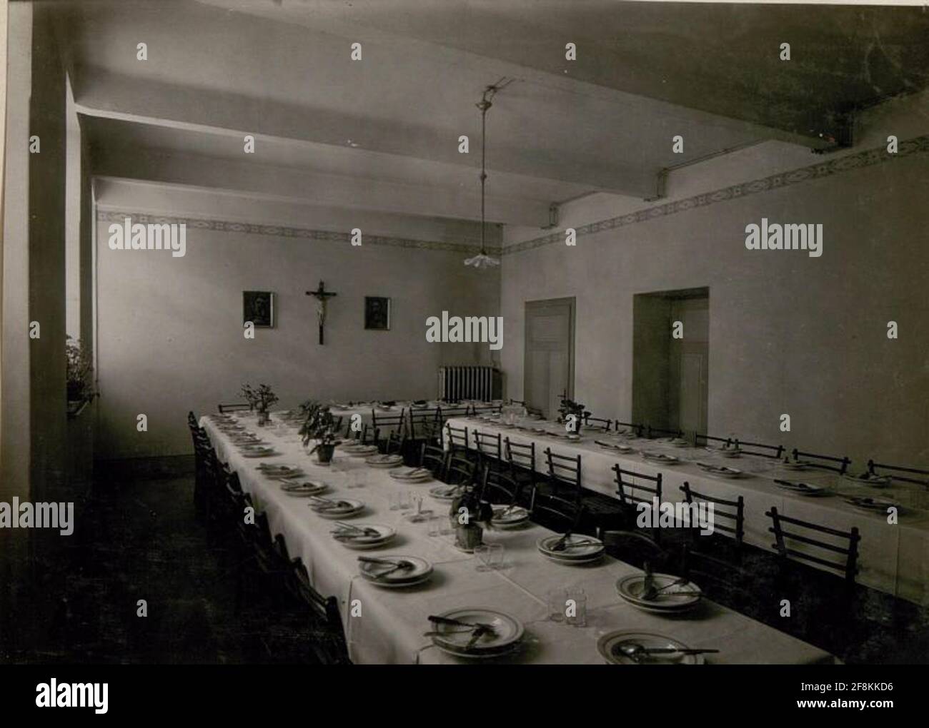Military dining room hi-res stock photography and images - Alamy