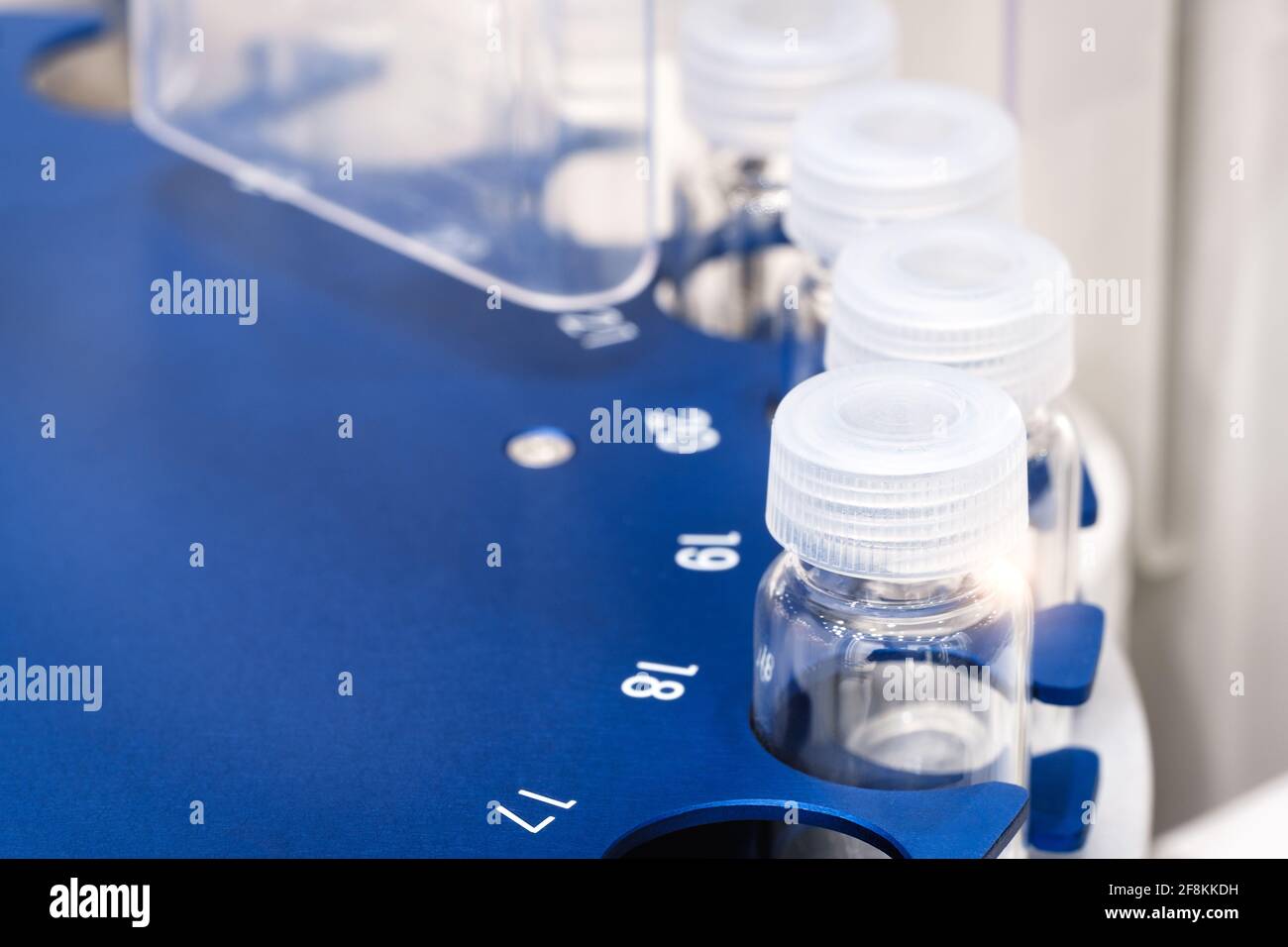 Validation machine hi-res stock photography and images - Alamy