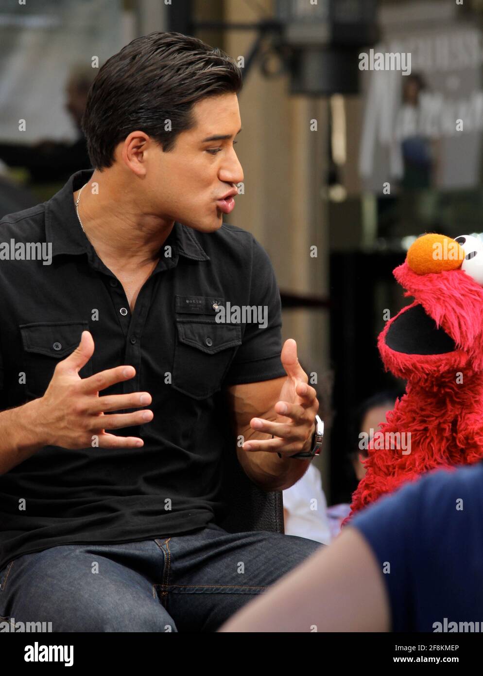 Mario Lopez & ELMO ,Promoting Elmo's new book, West Hollywood, CA Sept ...