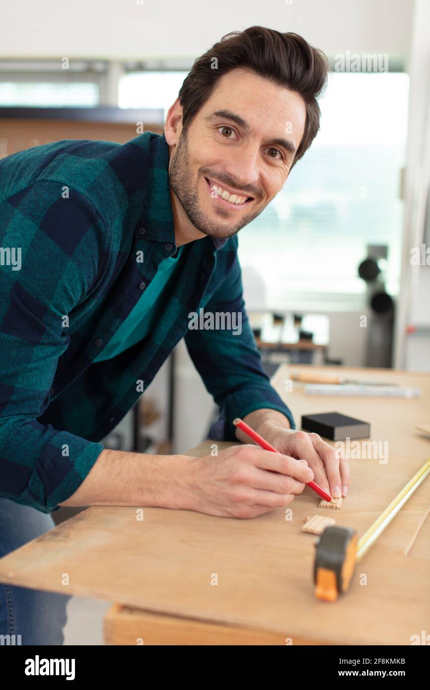 Setting up process hi-res stock photography and images - Alamy