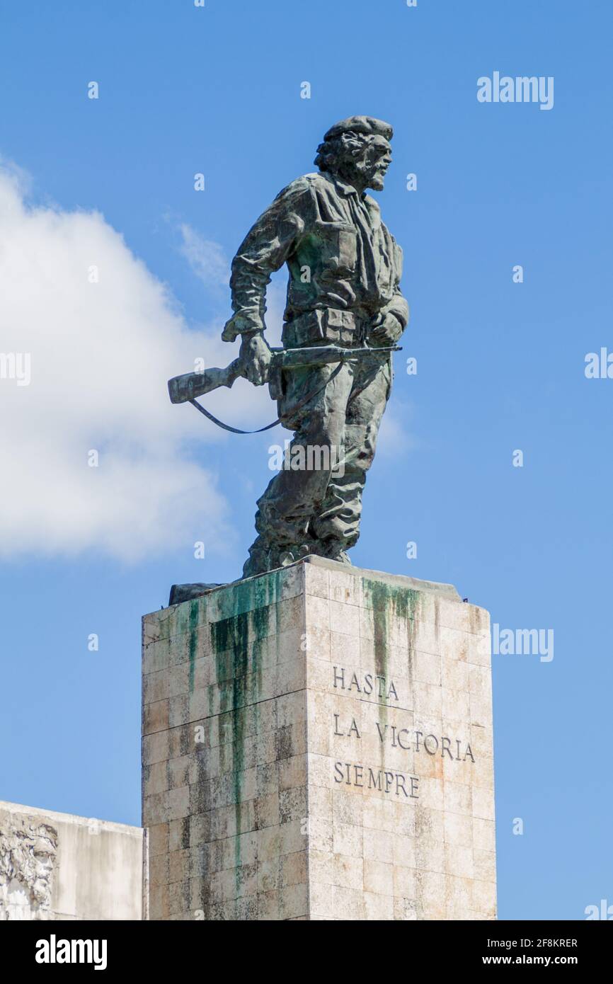 Che Guevara statue in Santa Clara, Cuba Stock Photo - Alamy