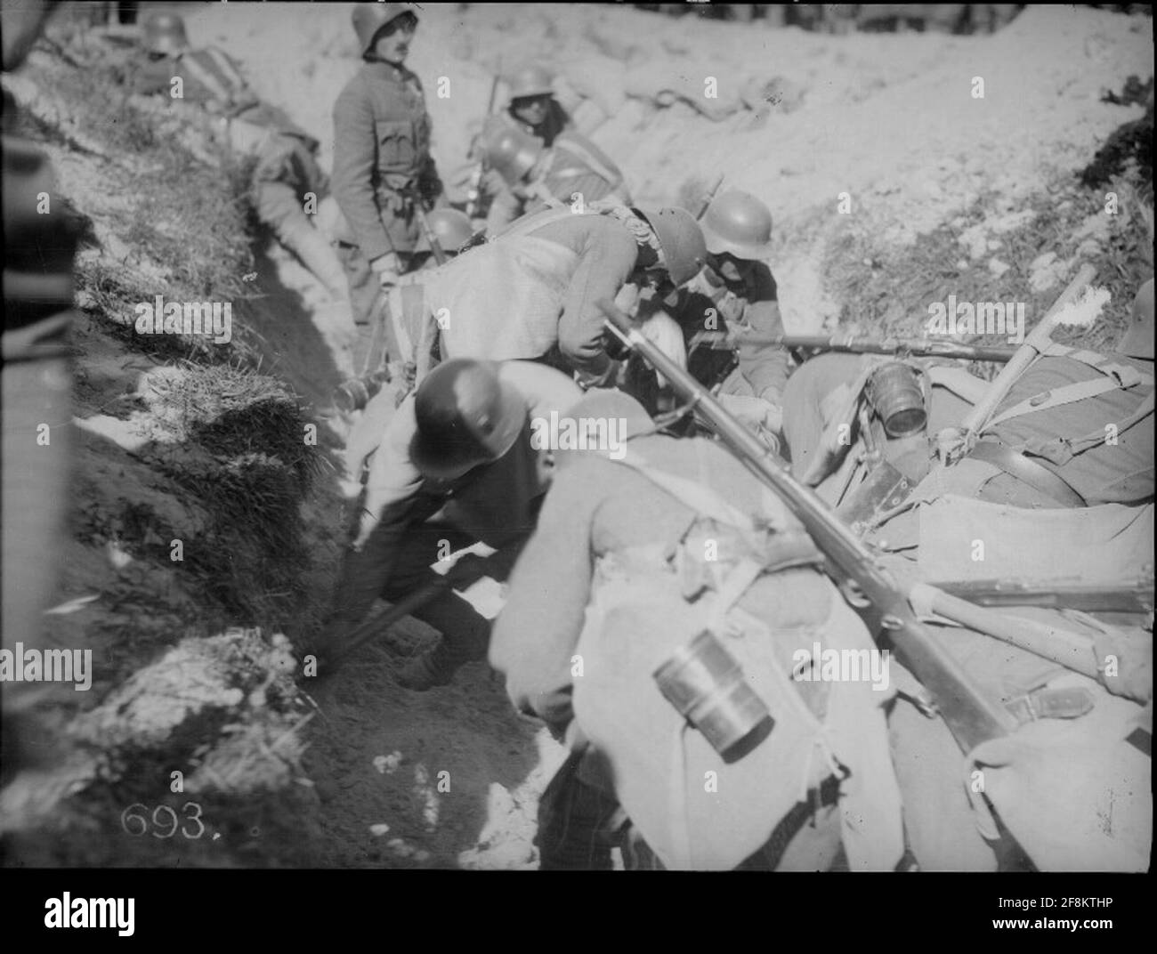 Troop exercises hi-res stock photography and images - Alamy