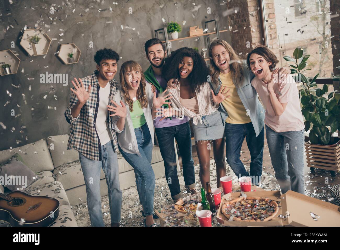 College party dormitory hi-res stock photography and images - Alamy