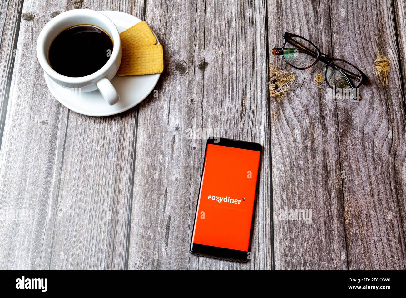 Mobile on table hi-res stock photography and images - Alamy