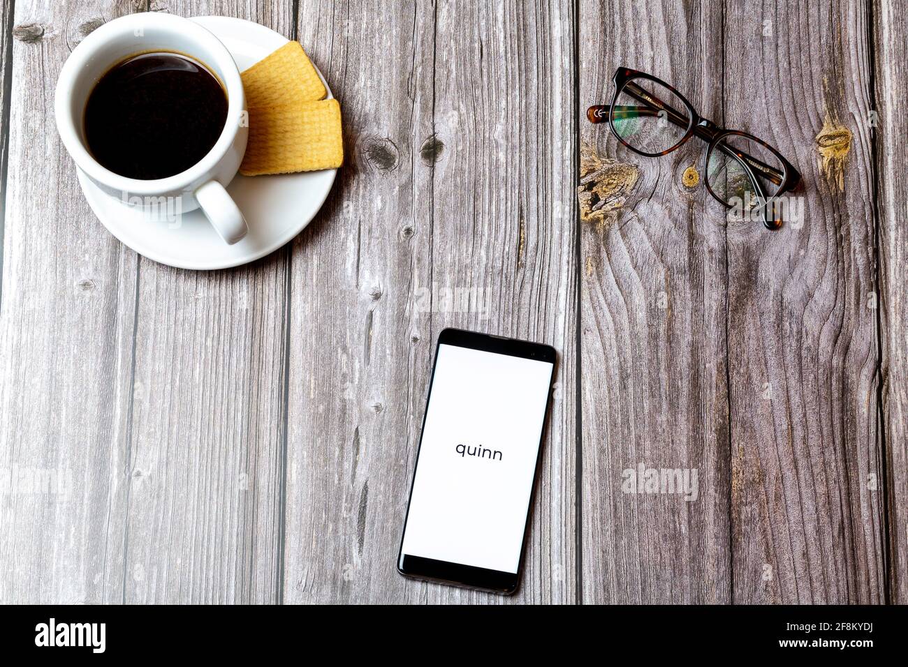 Quinn cell app hi-res stock photography and images - Alamy