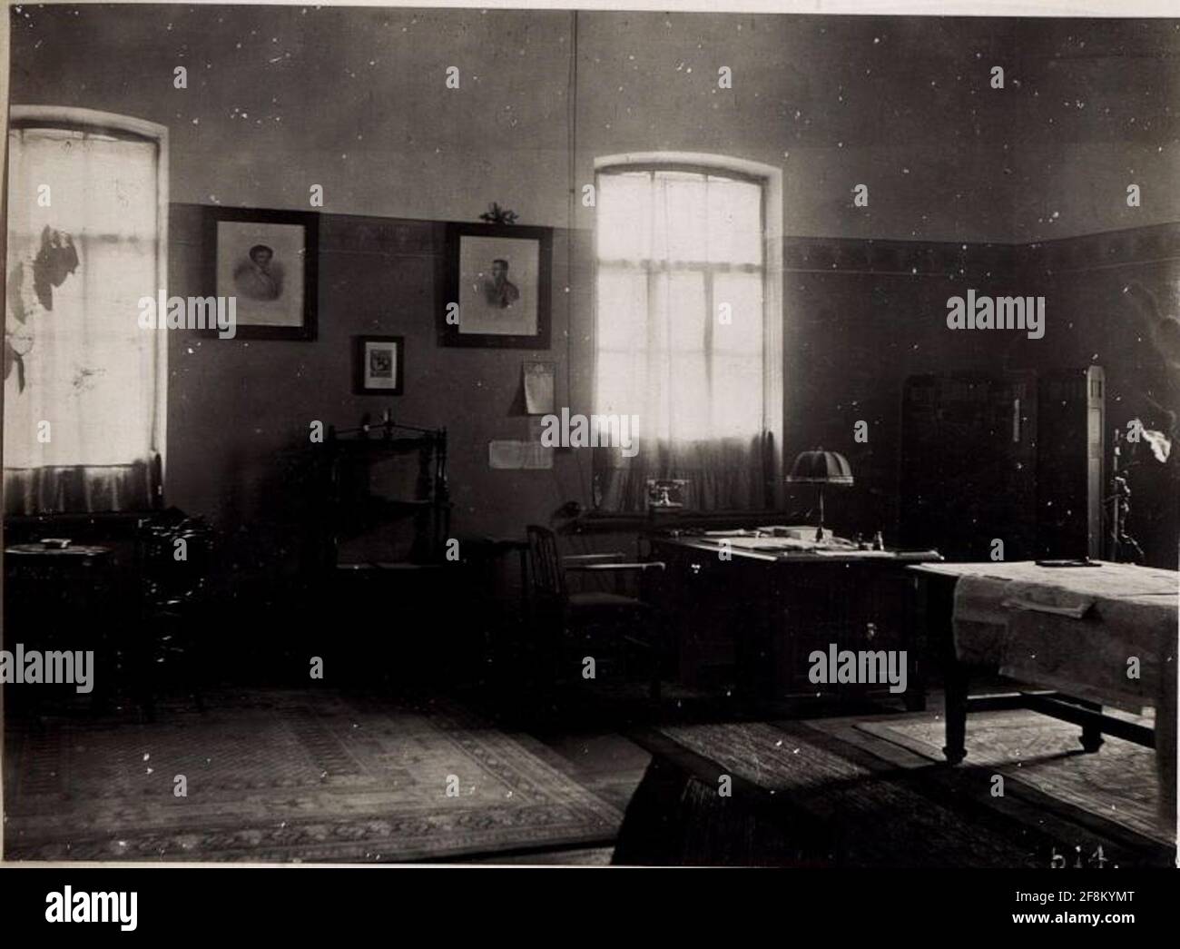 Army study hi-res stock photography and images - Alamy