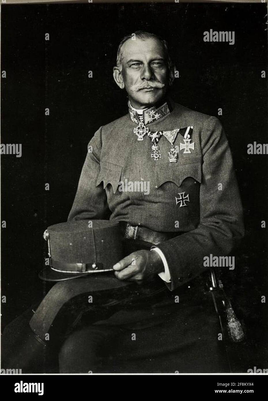 Excellency General Josef von Roth, commander of the XX. Corps. (Brixen ...