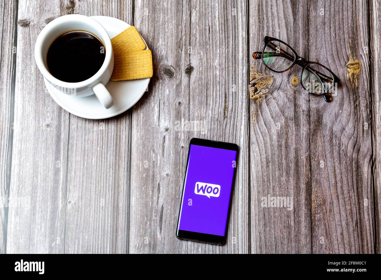 Woo cell app hi-res stock photography and images - Alamy