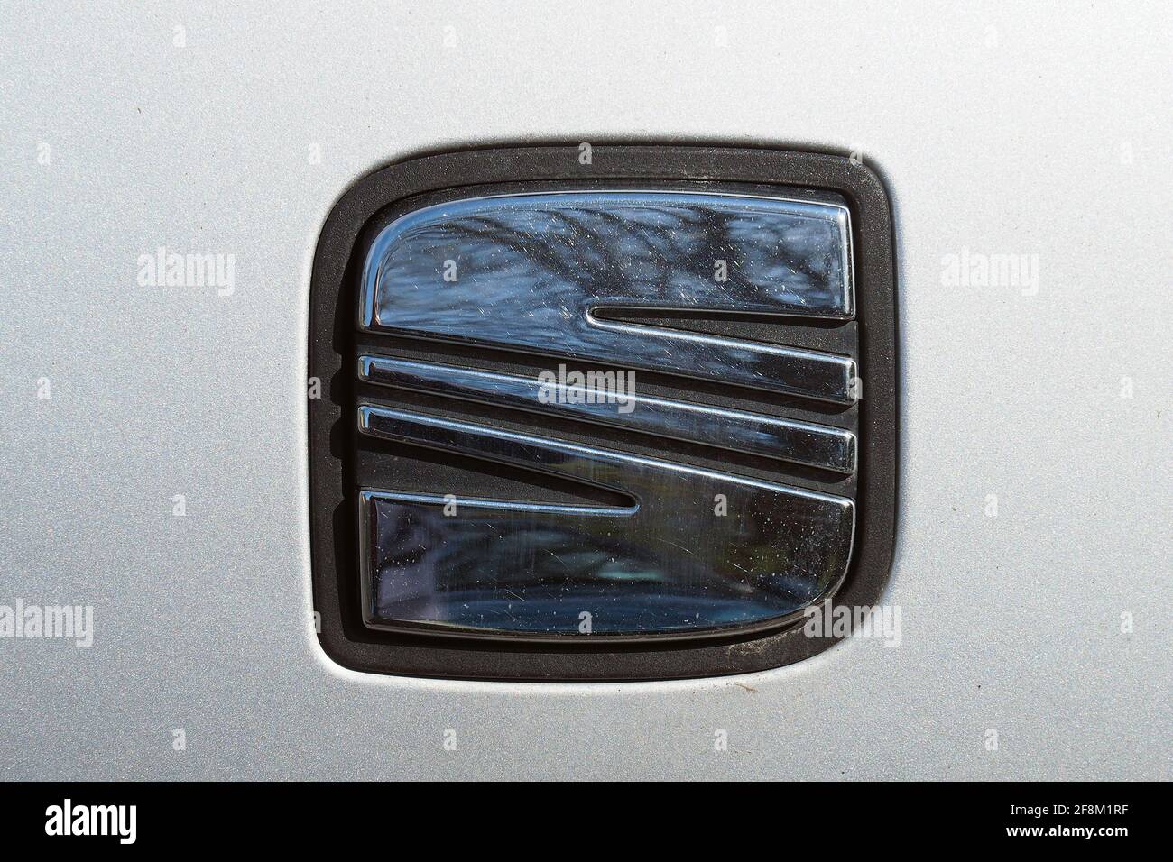 Seat logo on a car Stock Photo - Alamy