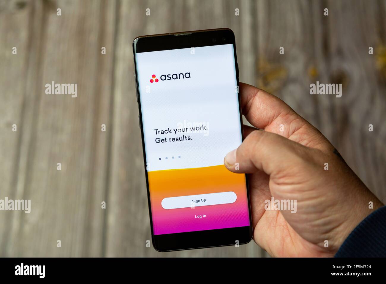 Asana cell app hi-res stock photography and images - Alamy