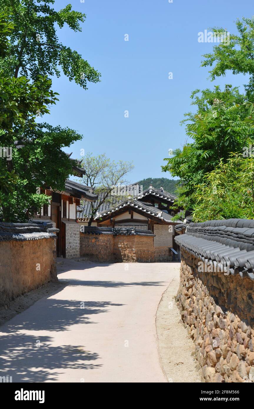 traditional hanok buildings and structures in hahoe folk village ...