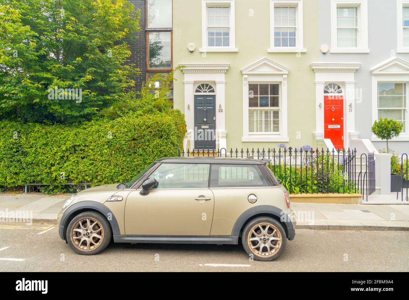Colourful mini cooper hi-res stock photography and images - Alamy