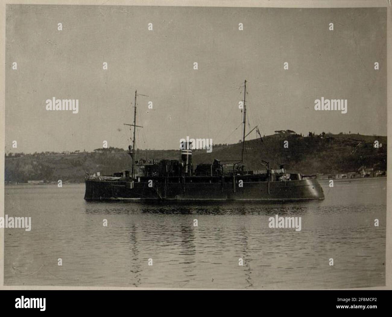 Turkish cannon boat in the Bosphorus before anchor Stock Photo - Alamy