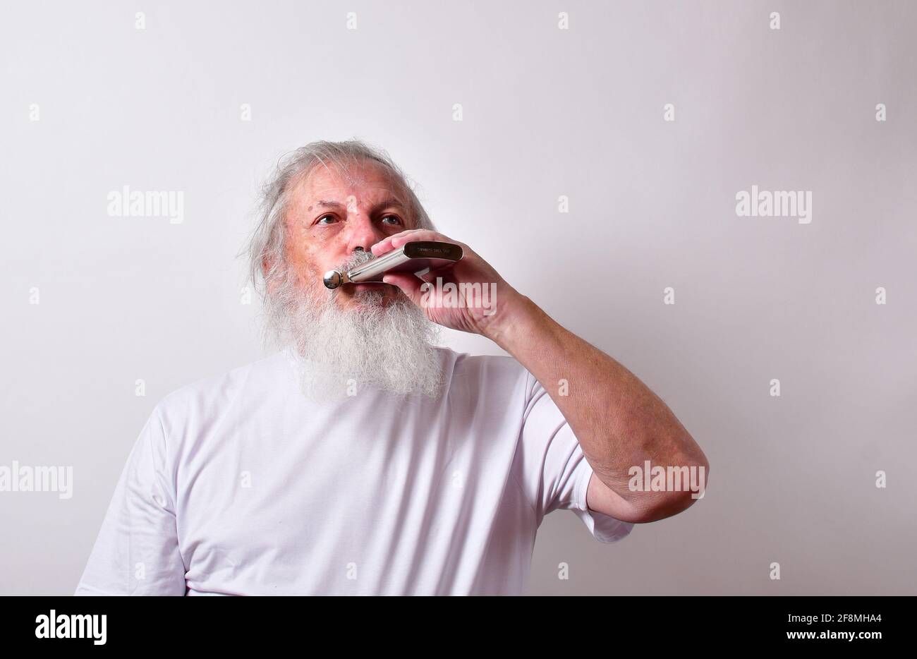Tramp Alcoholic High Resolution Stock Photography and Images - Alamy