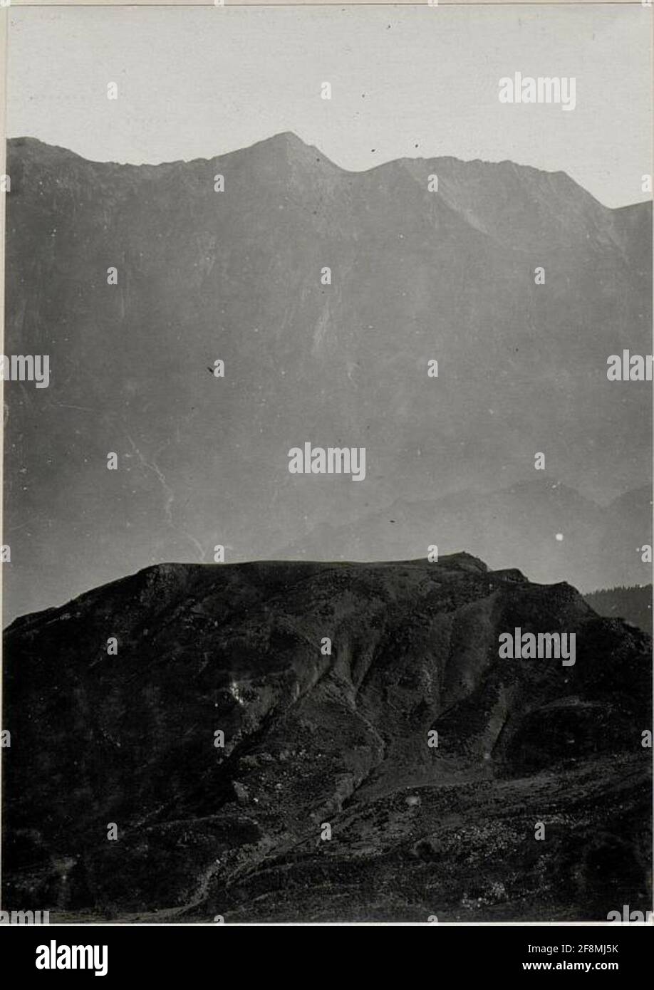 Cima cista hi-res stock photography and images - Alamy